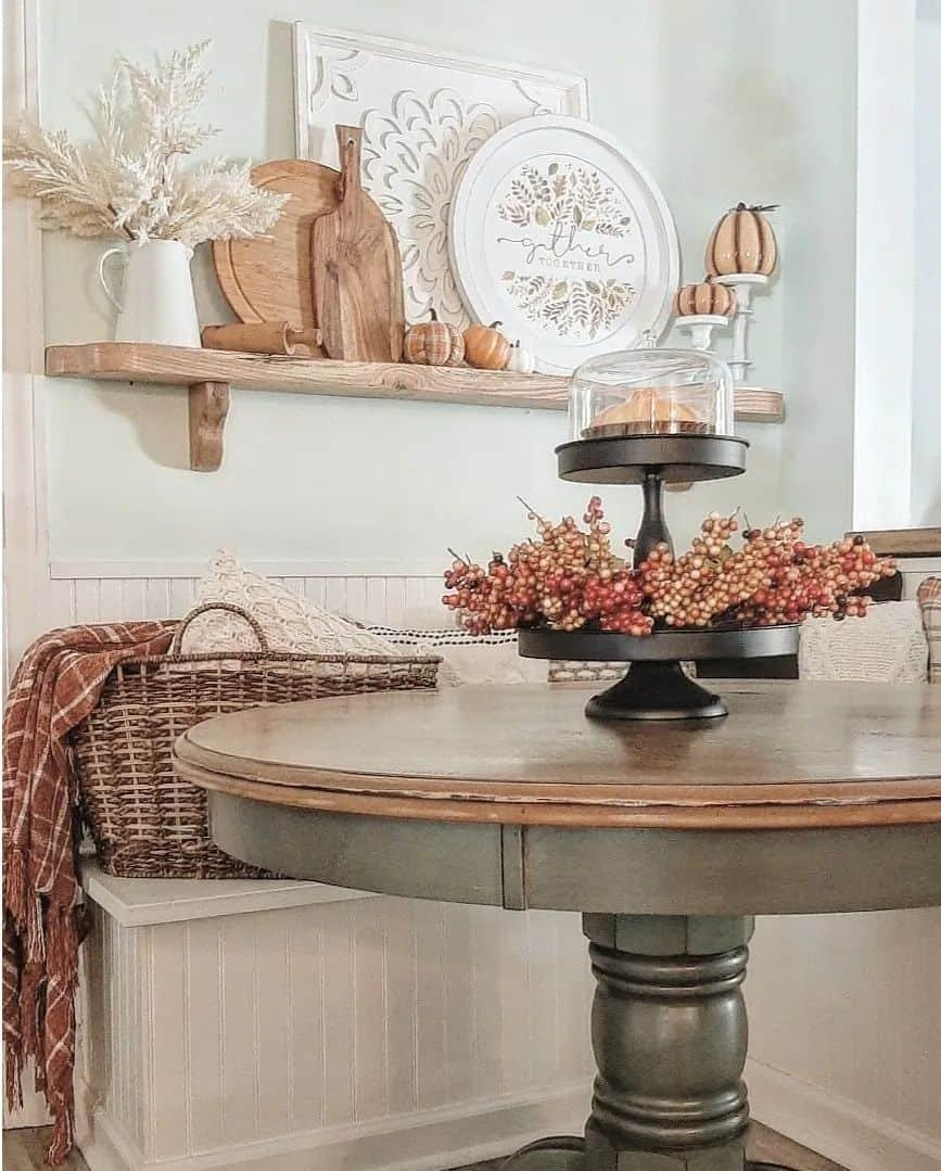 A Touch of Autumn: Elegant Fall Décor Ideas for Your Home